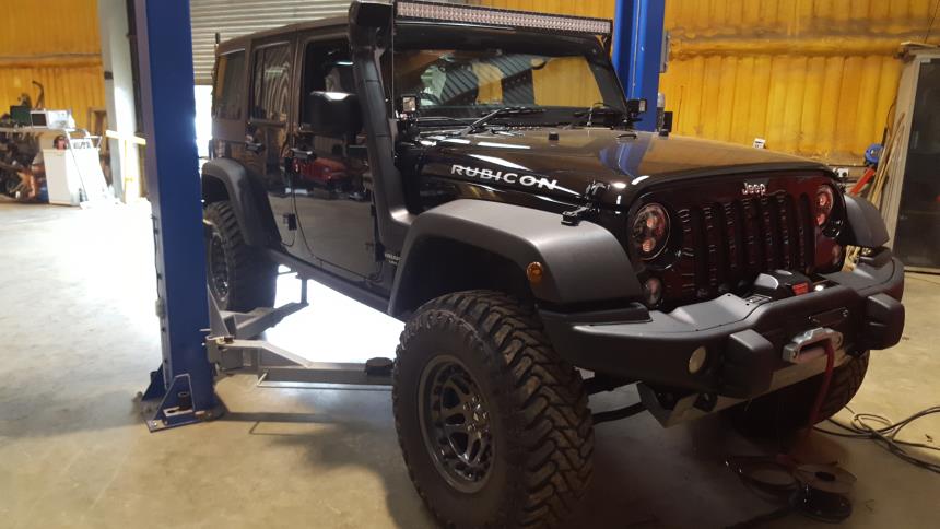 New Jeep JKU Rubicon - Modified & Prepared for full global offroad use ...